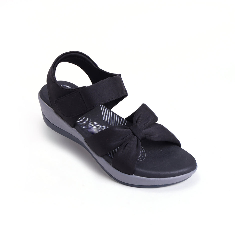 Elegant & Comfy Sandals for Women – Shop Hooves | Upto 30% Off